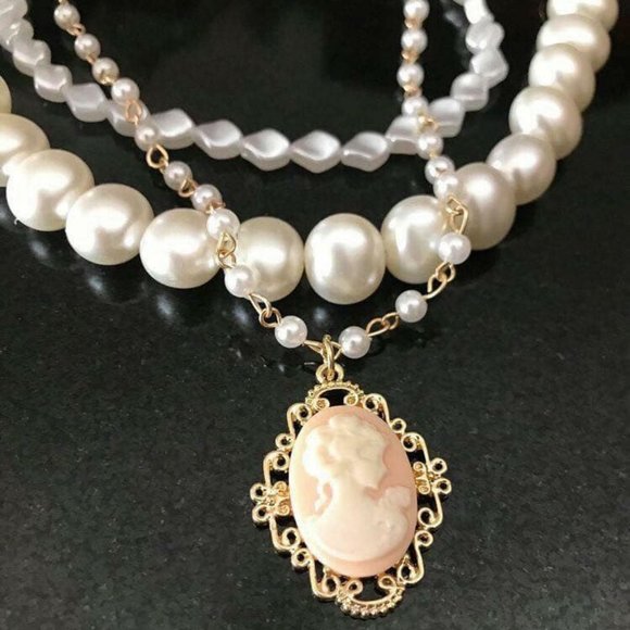 Plunder | Jewelry | Plunder Design Alicia Necklace | Poshmark